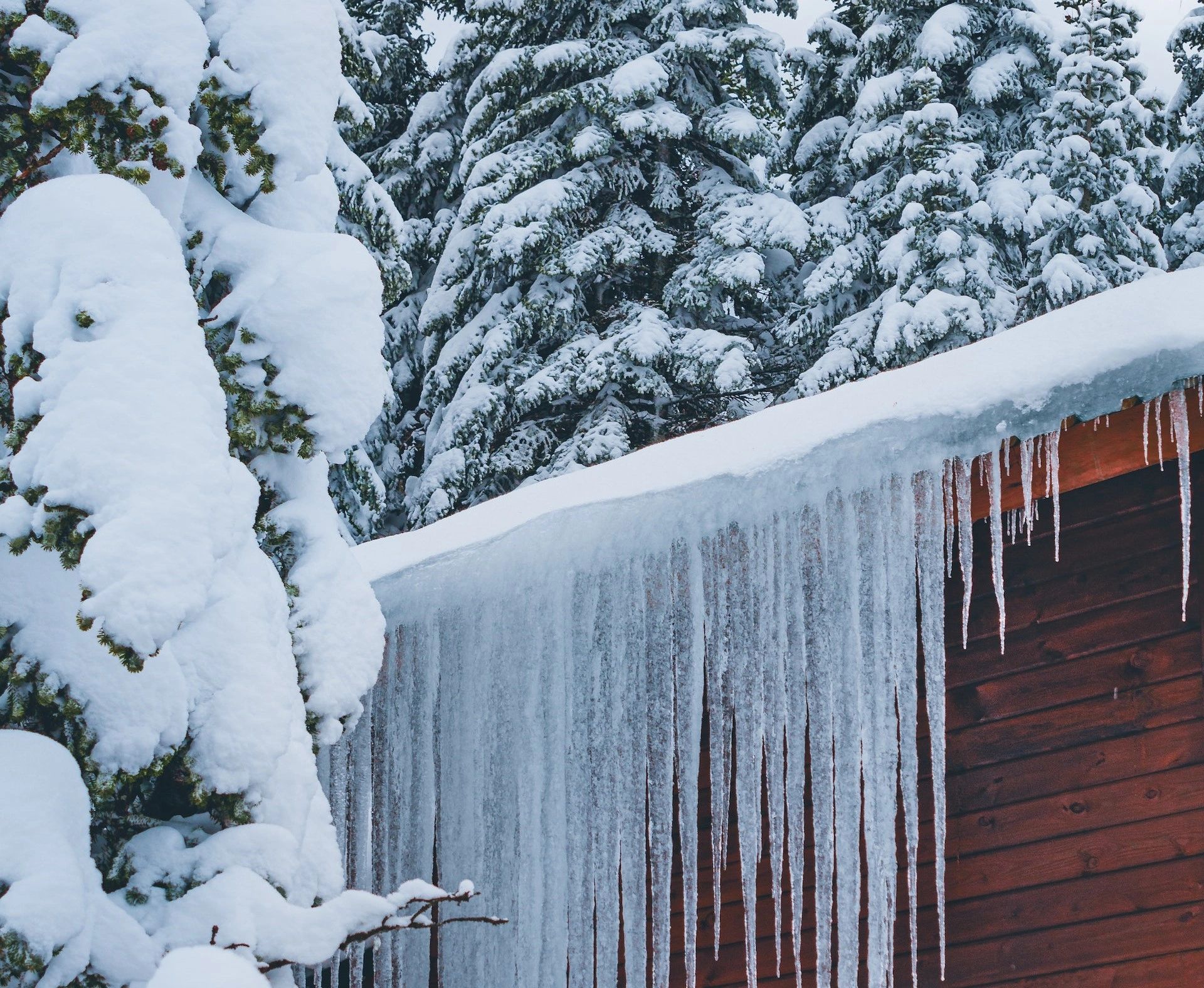 Designing Flat Roofs To Manage Snow and Ice